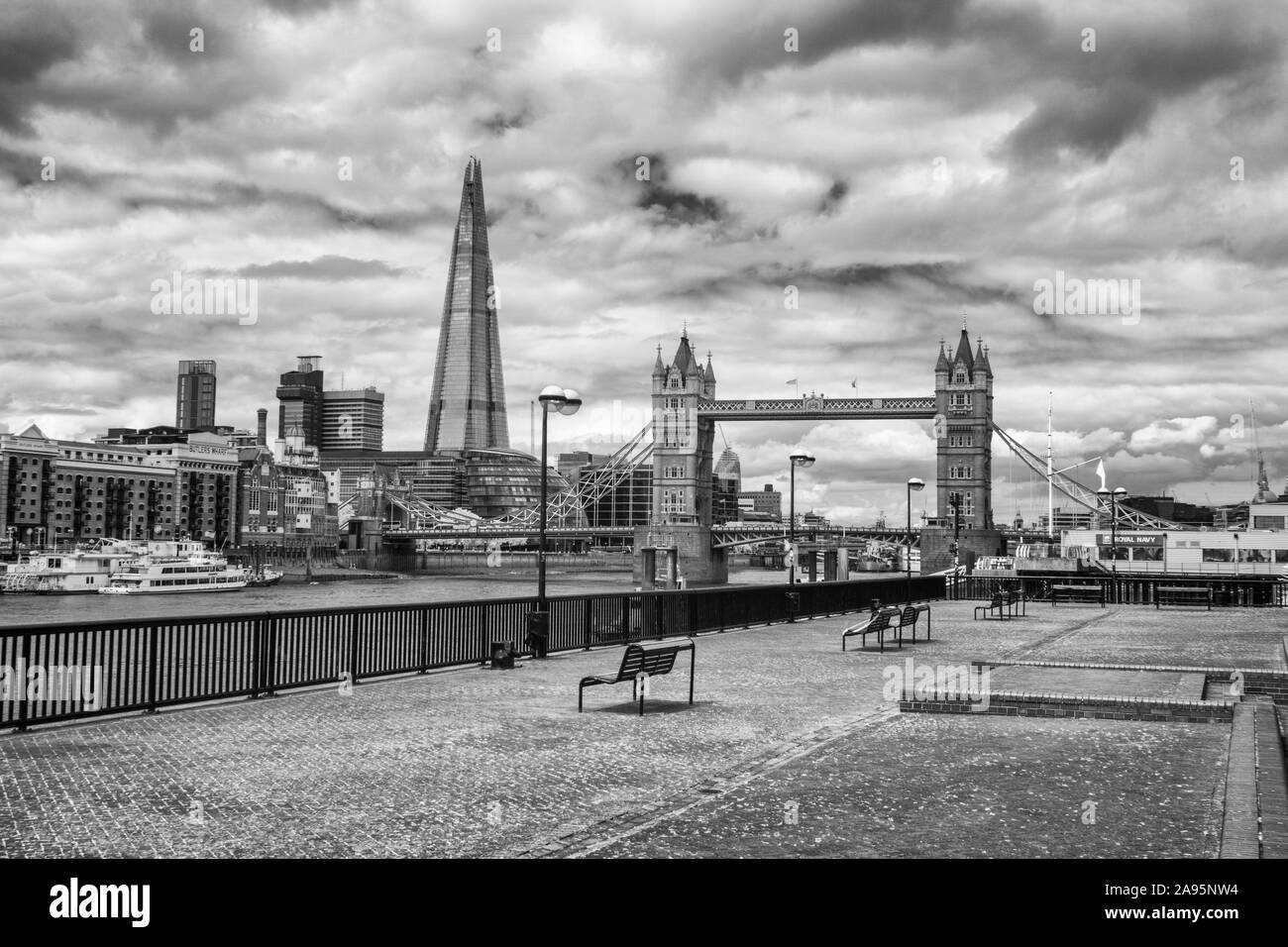 Basculé Black and White Stock Photos & Images - Alamy