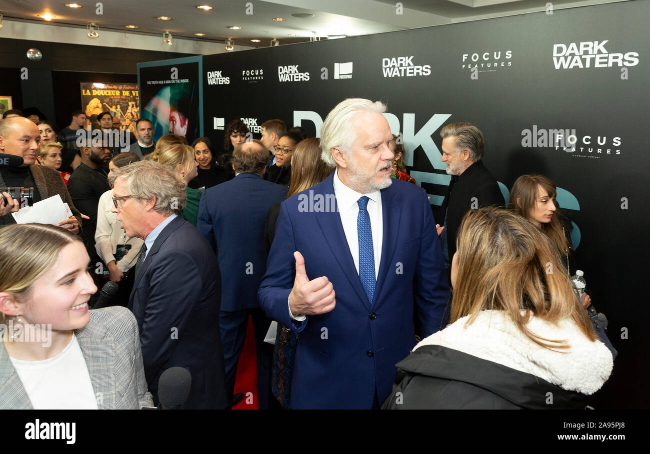 Tim Robbins wearing suit by Giorgio Armani attends premiere of Dark ...