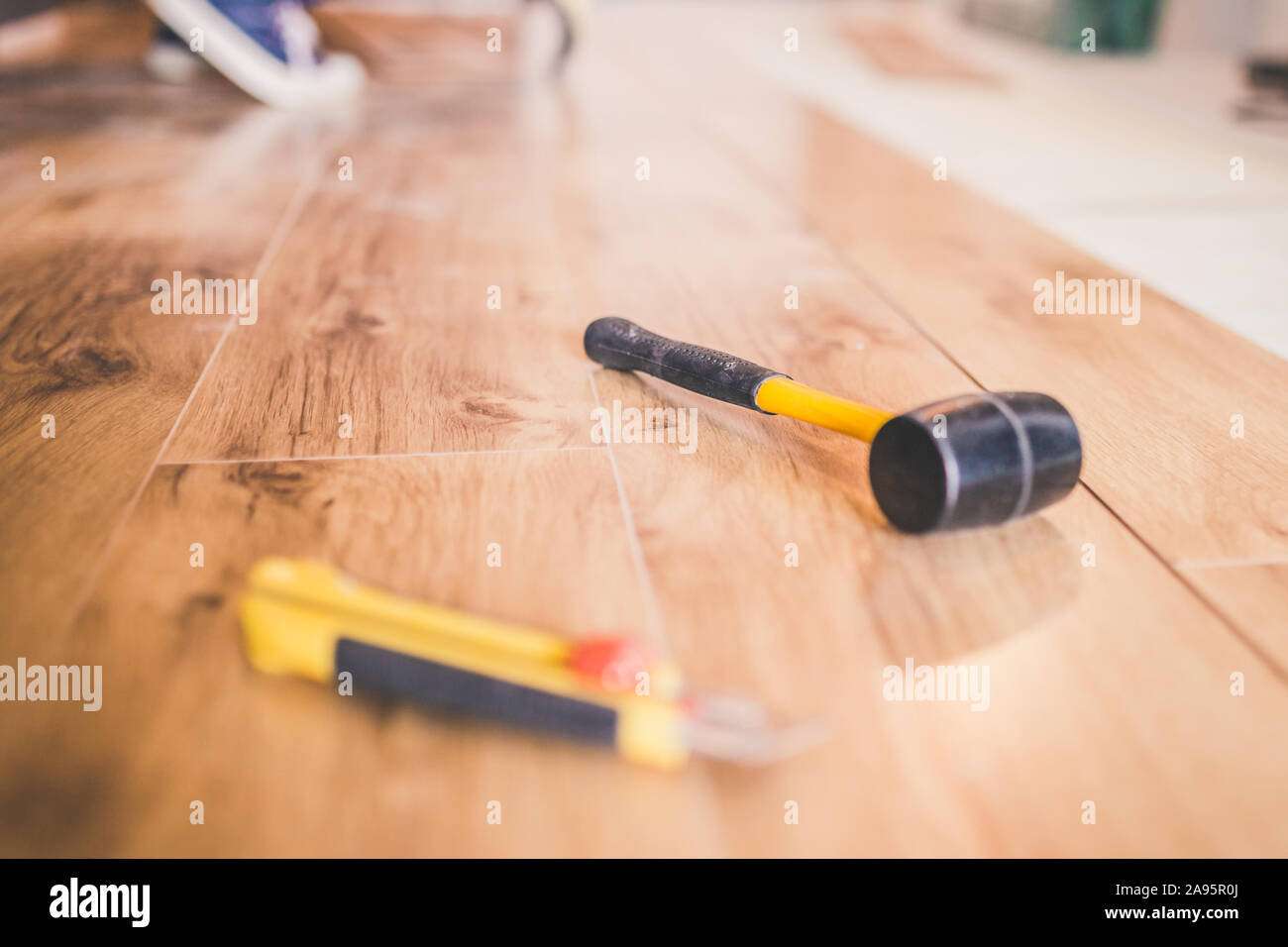 Installation flooring hi-res stock photography and images - Alamy