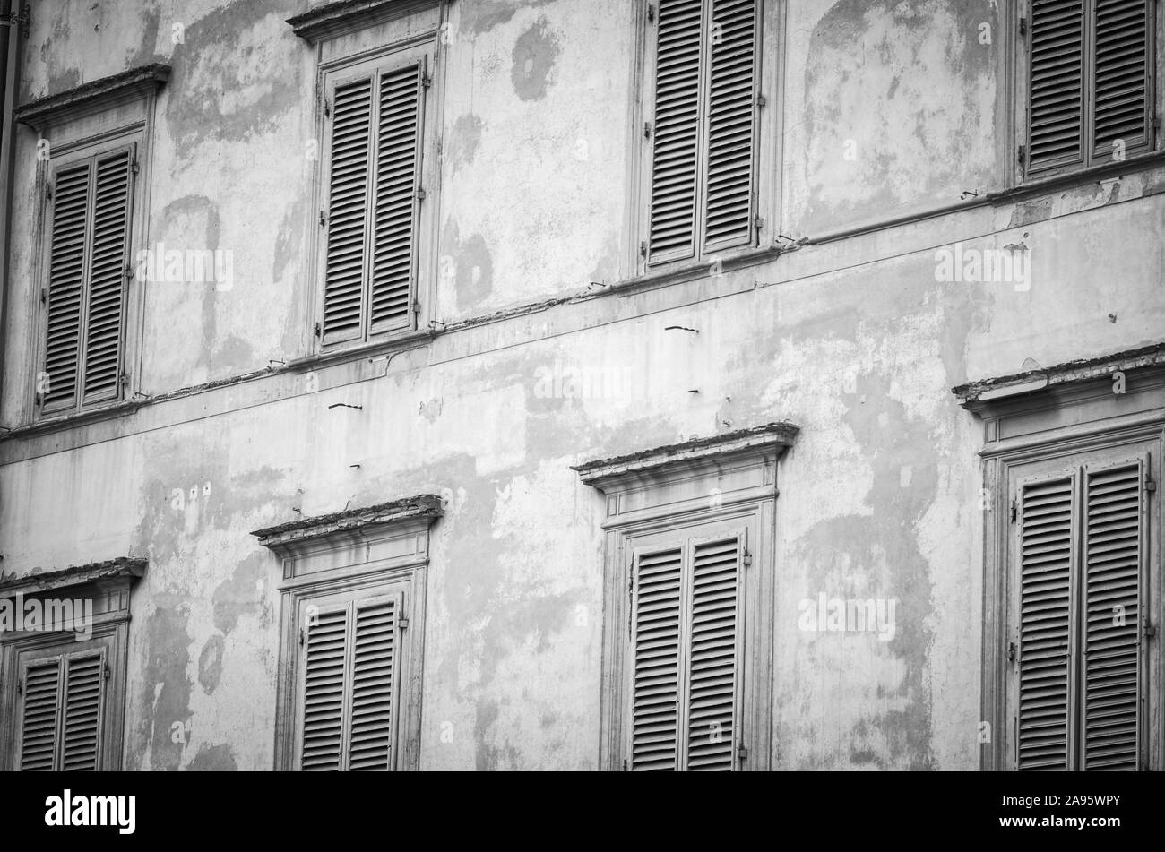 historical streets of Firenze close up view - buildings, architecture ...
