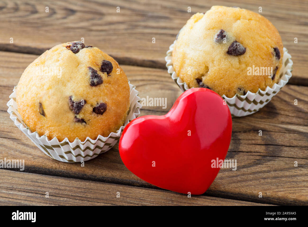 Heart and muffins Stock Photo - Alamy