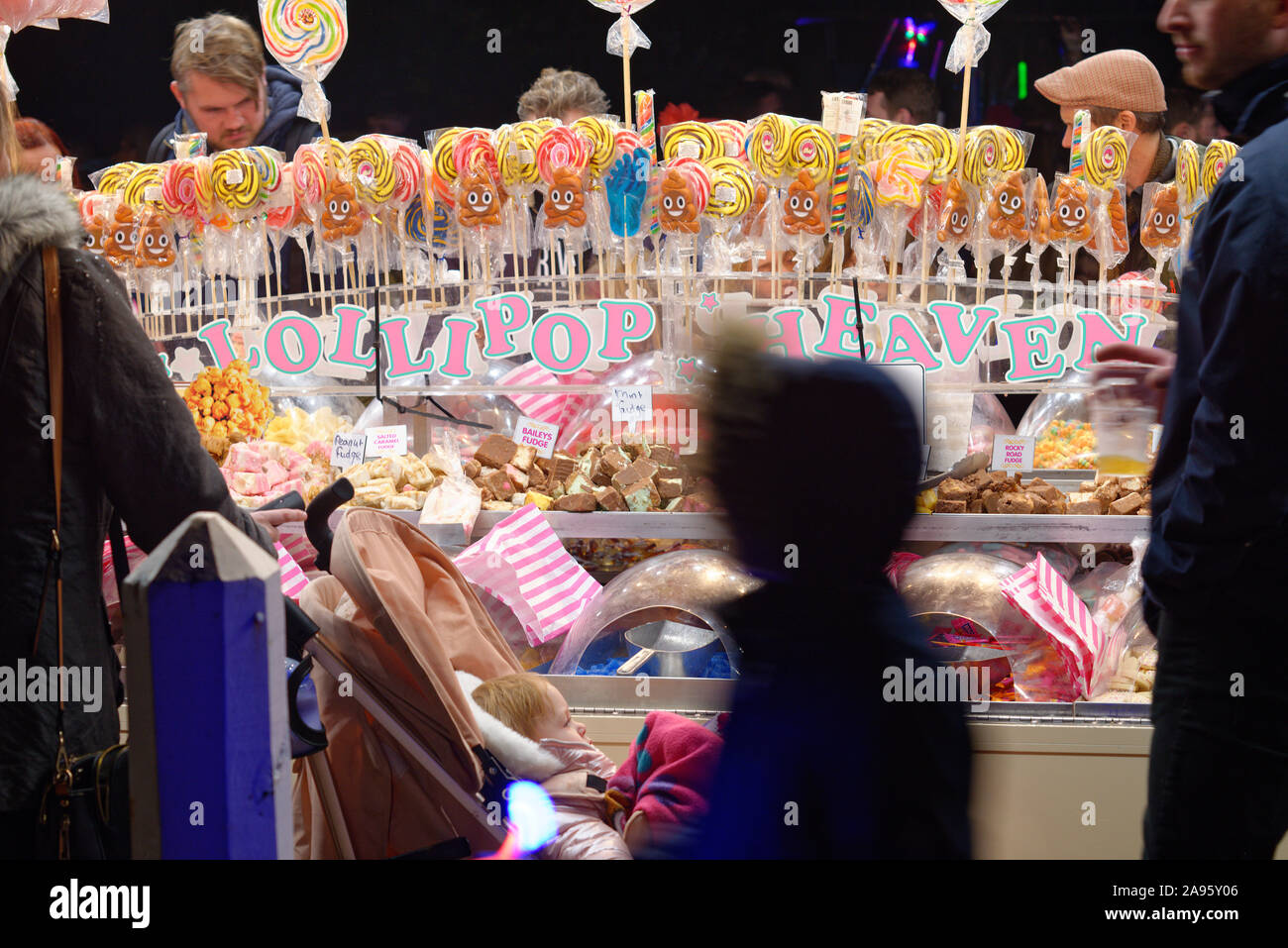 Pick and pick stall hi-res stock photography and images - Alamy