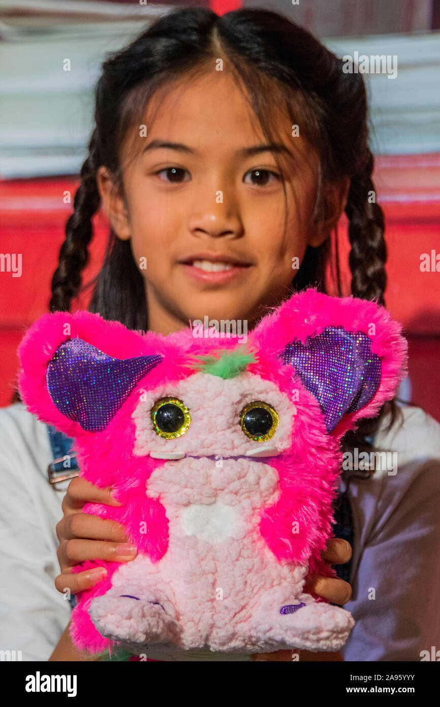 Fiona bell hi-res stock photography and images - Alamy