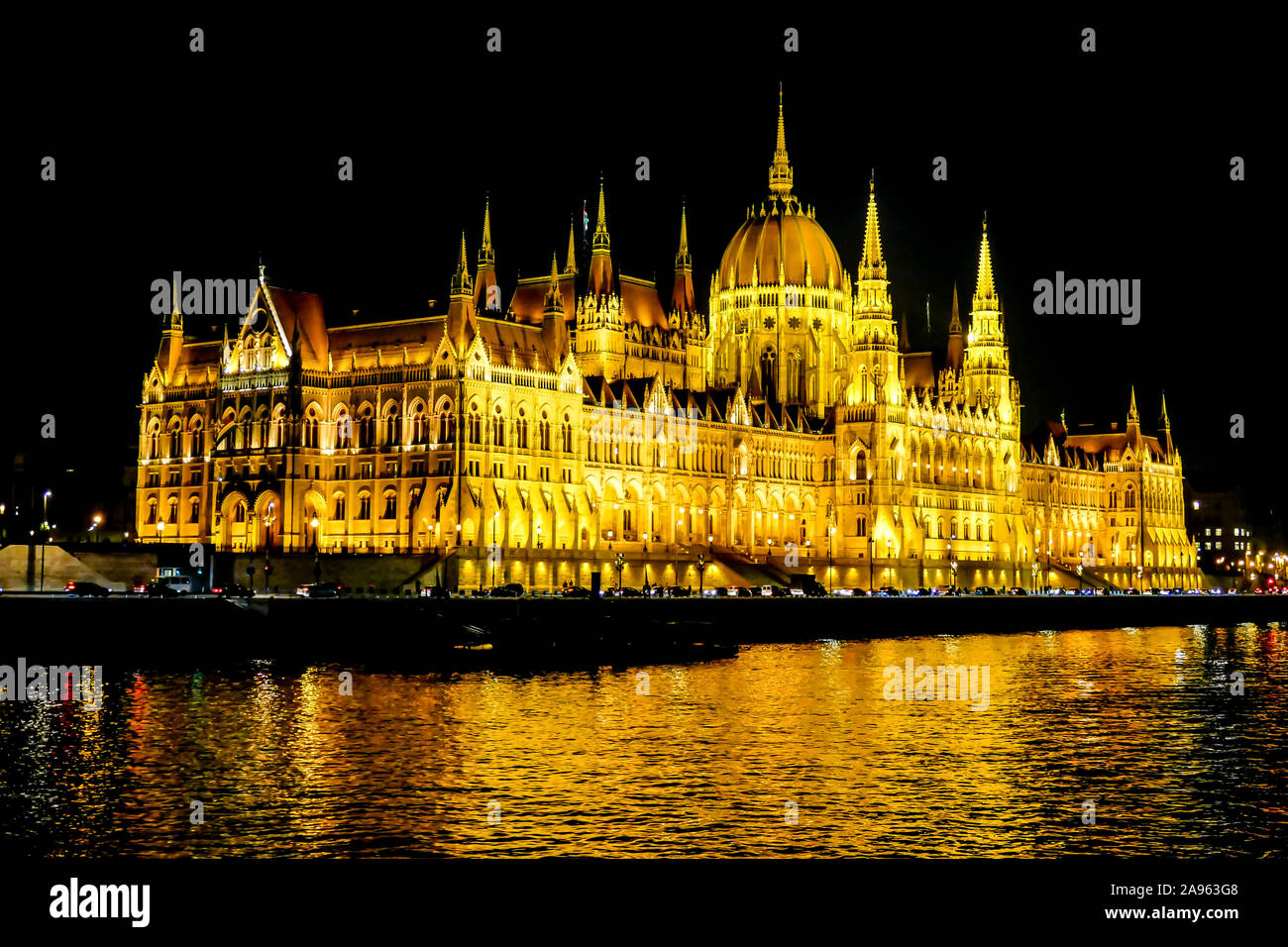 Parliament Building Night Hi res Stock Photography And Images Alamy