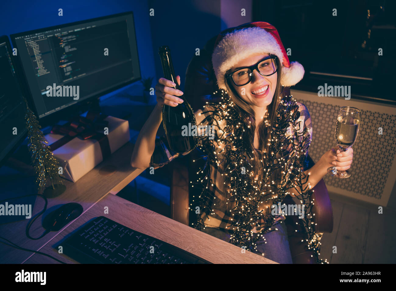 Drunk woman office party hi-res stock photography and images - Alamy