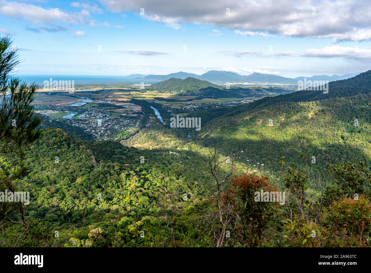 Barron gorge hi-res stock photography and images - Alamy