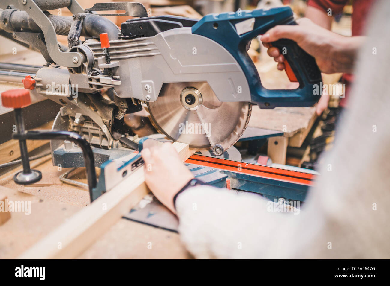 Carpentry woodworker cutting wood circular hi-res stock photography and ...