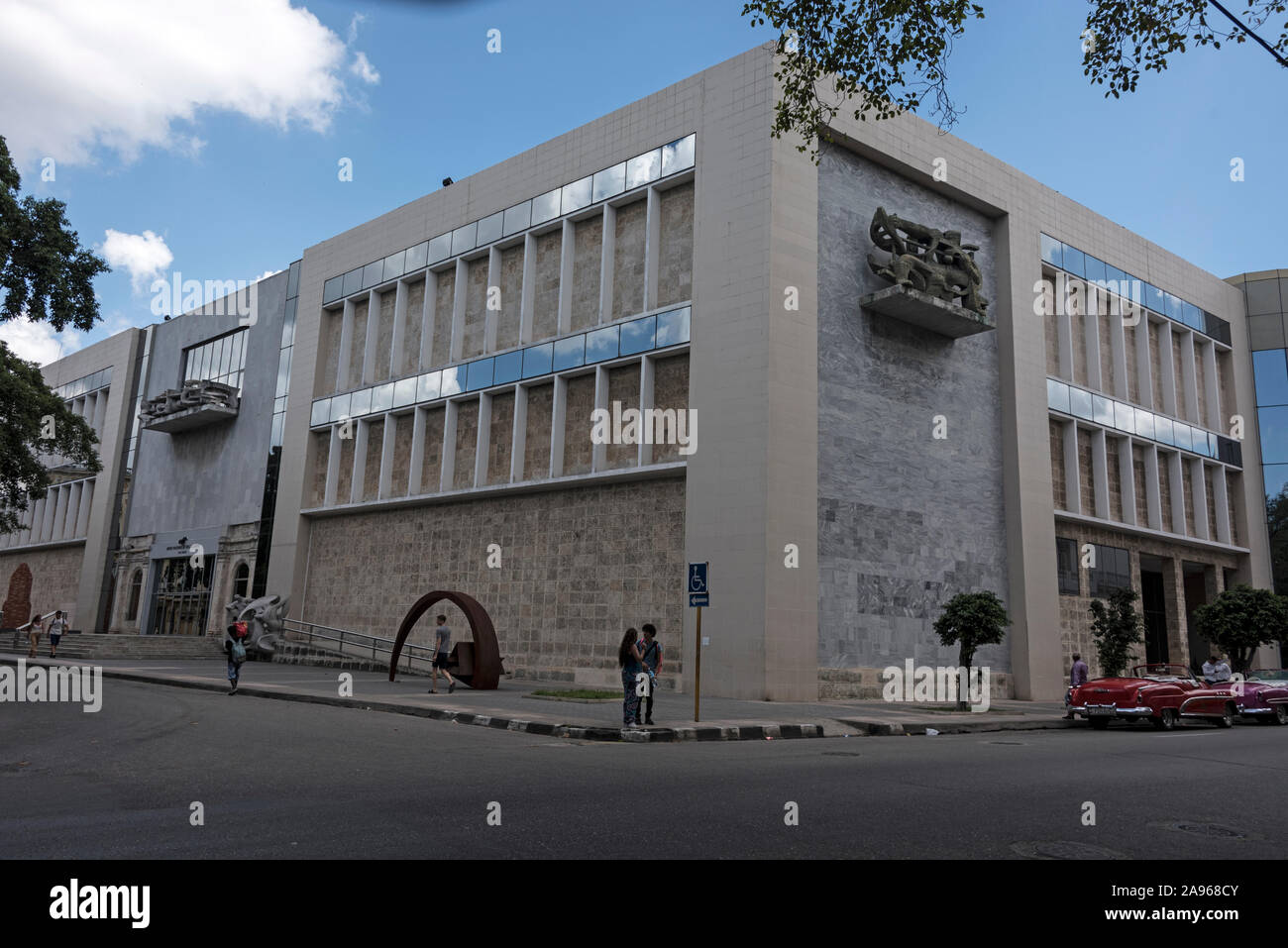 Museo nacional de bellas artes de la habana hi-res stock photography ...