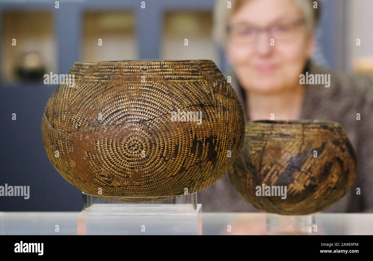 Neolithic ceramic shapes hi-res stock photography and images - Alamy