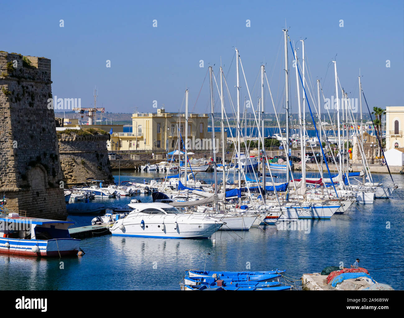 Mediterranean harbour hi-res stock photography and images - Alamy