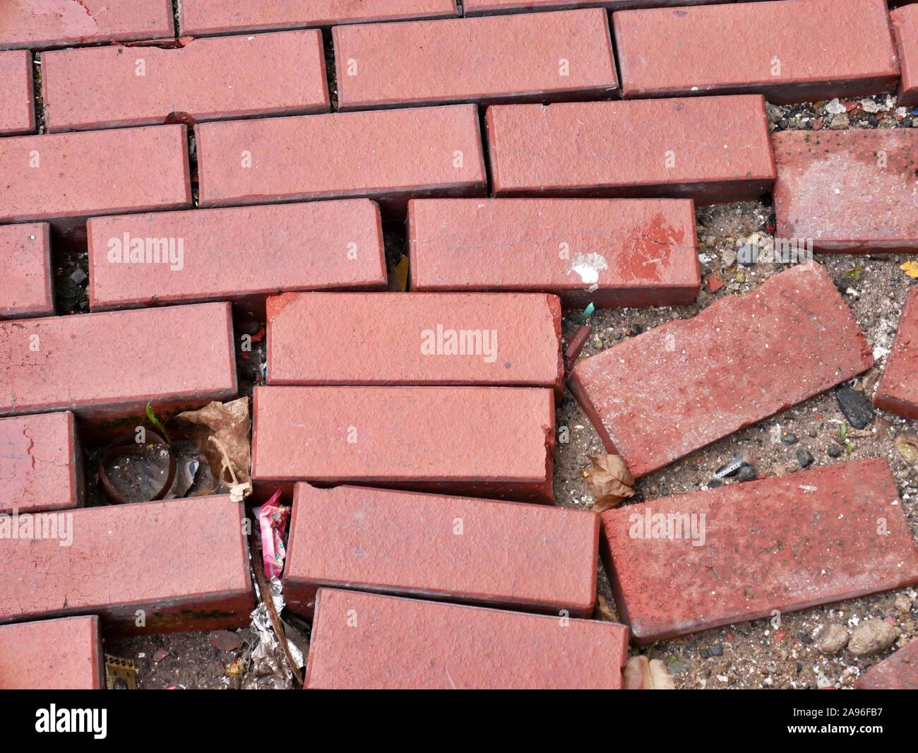 red bricks out of line Stock Photo - Alamy