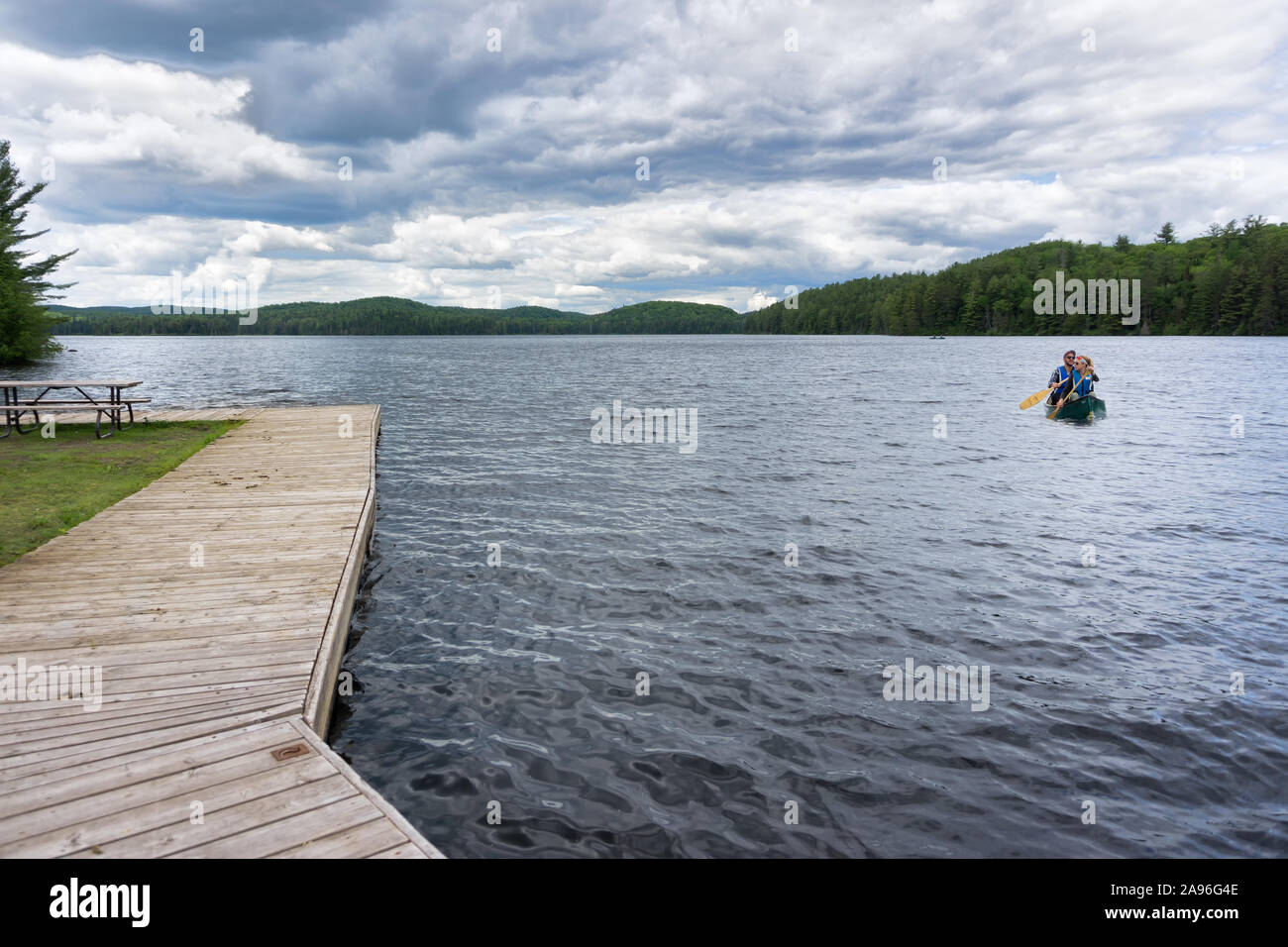 Algonquin provincial park canoe hi-res stock photography and images - Alamy