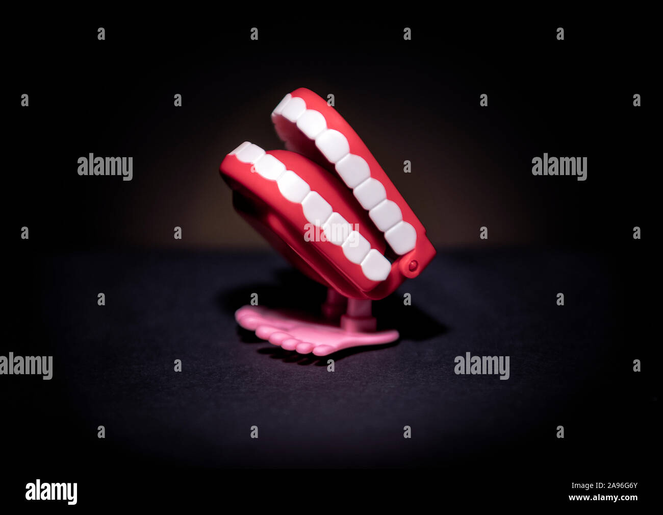 Stage spotlight pink hi-res stock photography and images - Alamy