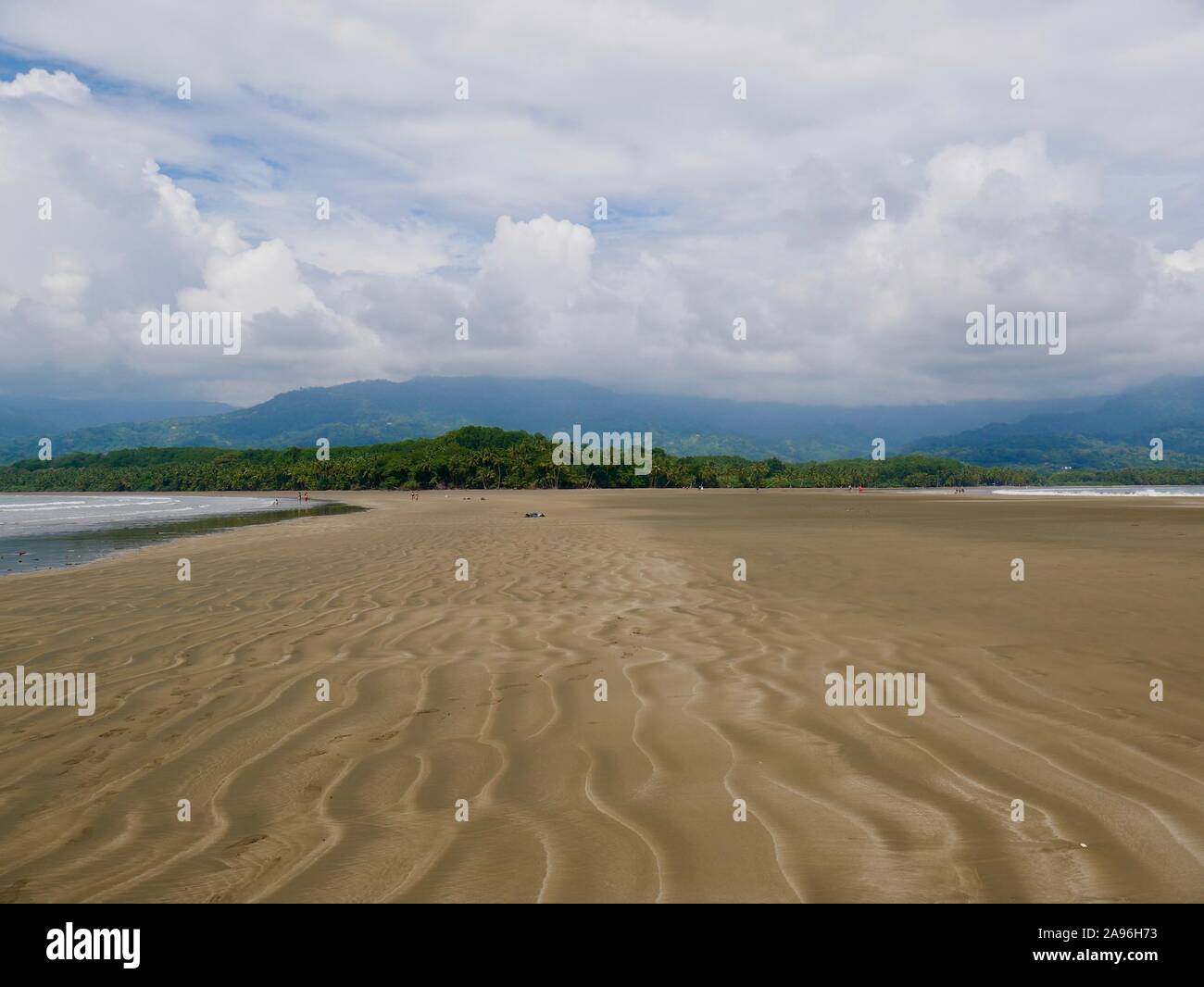 Endless Beach in Uvita, Costa Rica Stock Photo - Alamy