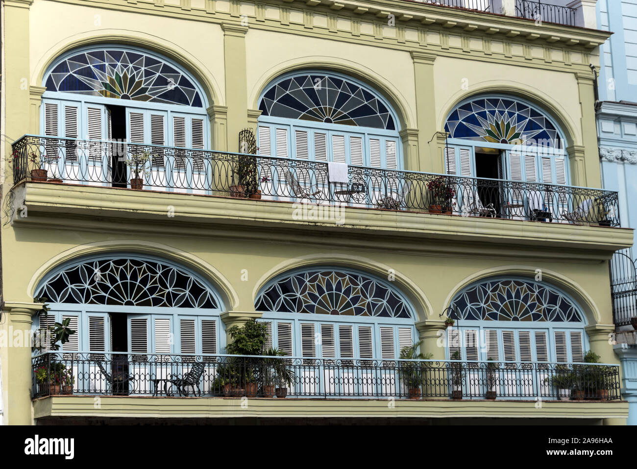 Cuba havana stained glass in window hi-res stock photography and images ...