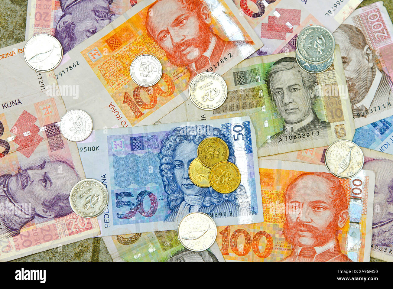 Close up shot of Croatian banknotes and coins Stock Photo - Alamy