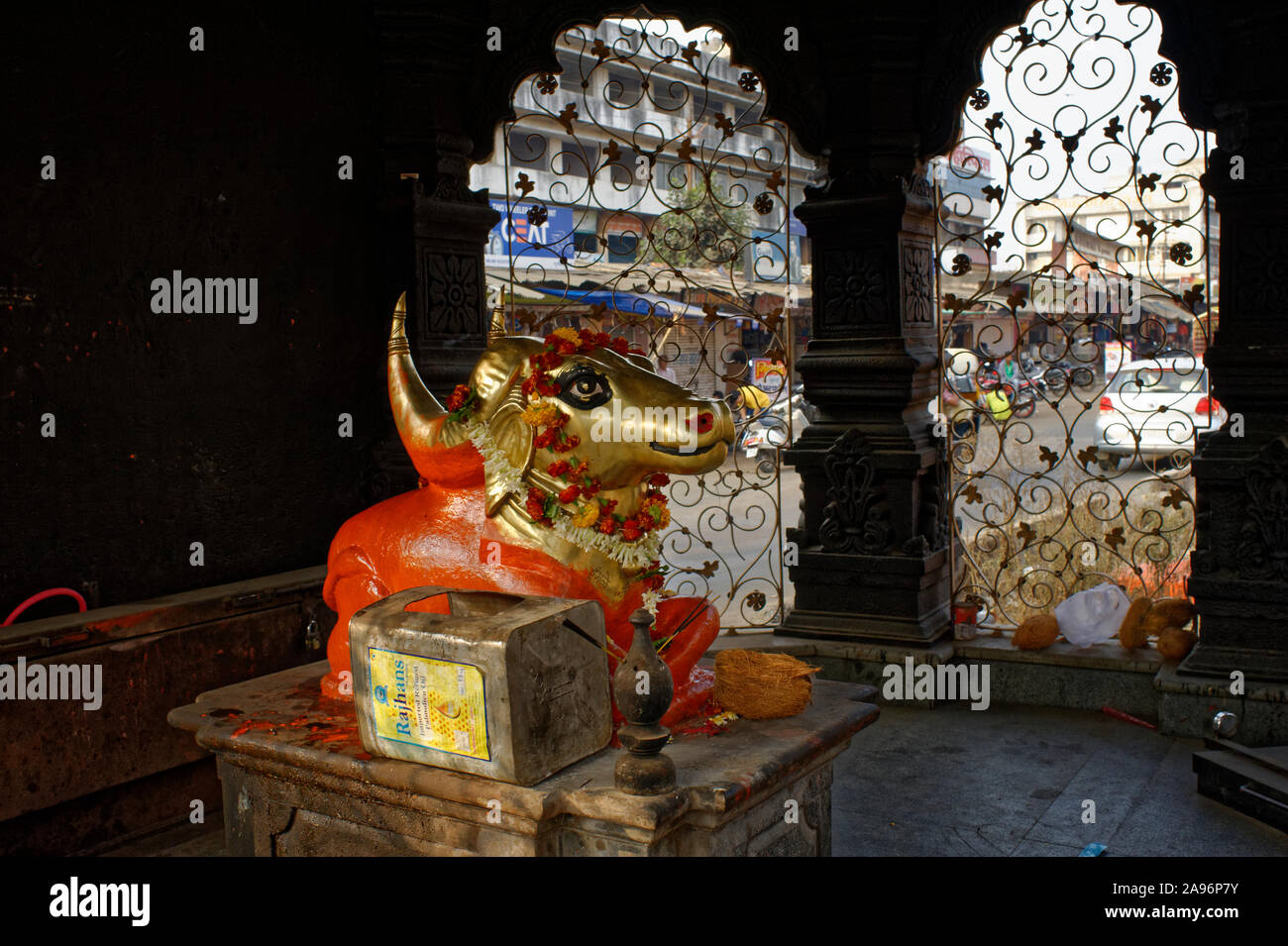 Idol of a buffalo ( Mahsoba) as a god Stock Photo - Alamy