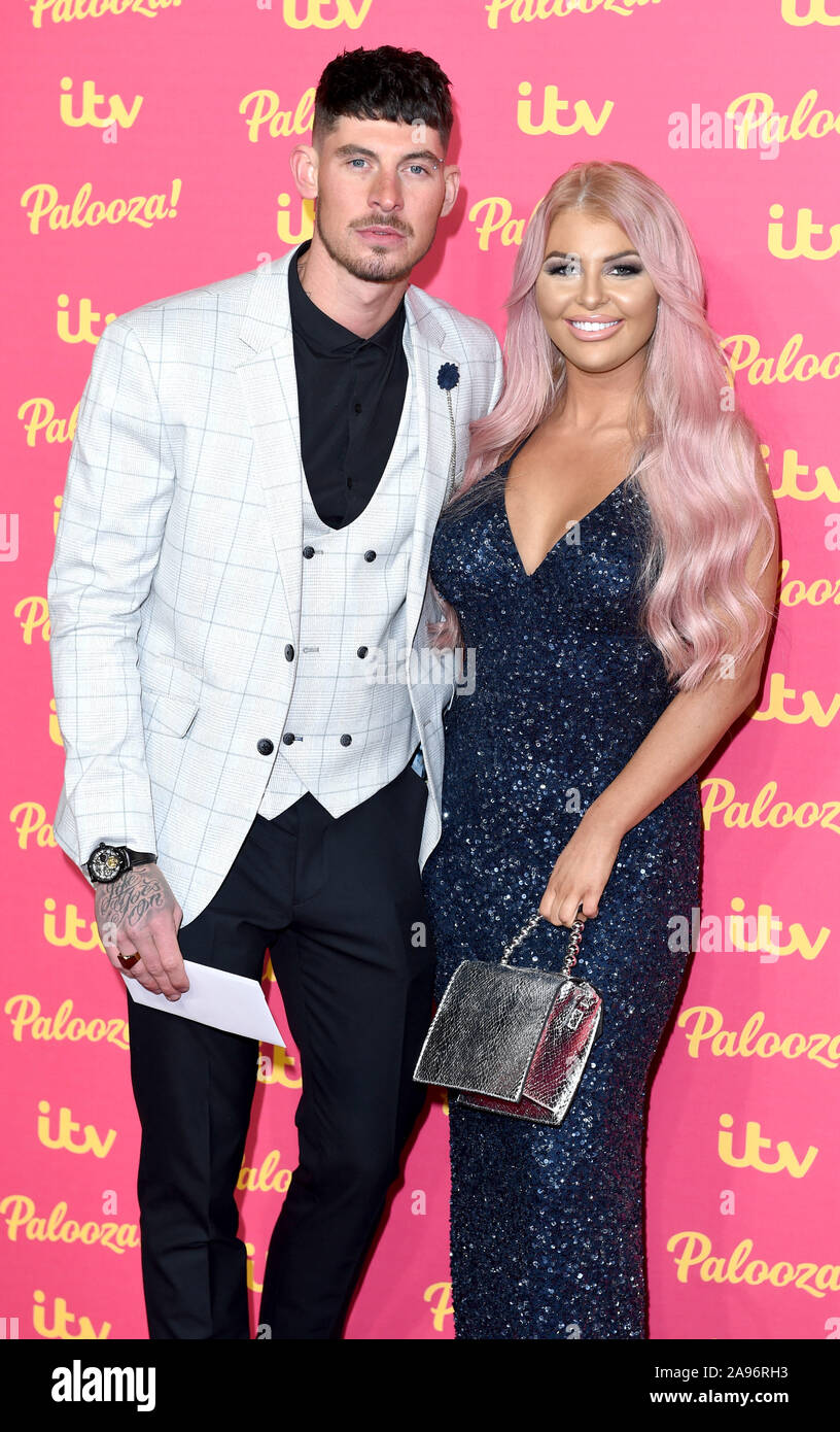 Sam chaloner and chloe chaloner hi-res stock photography and images - Alamy