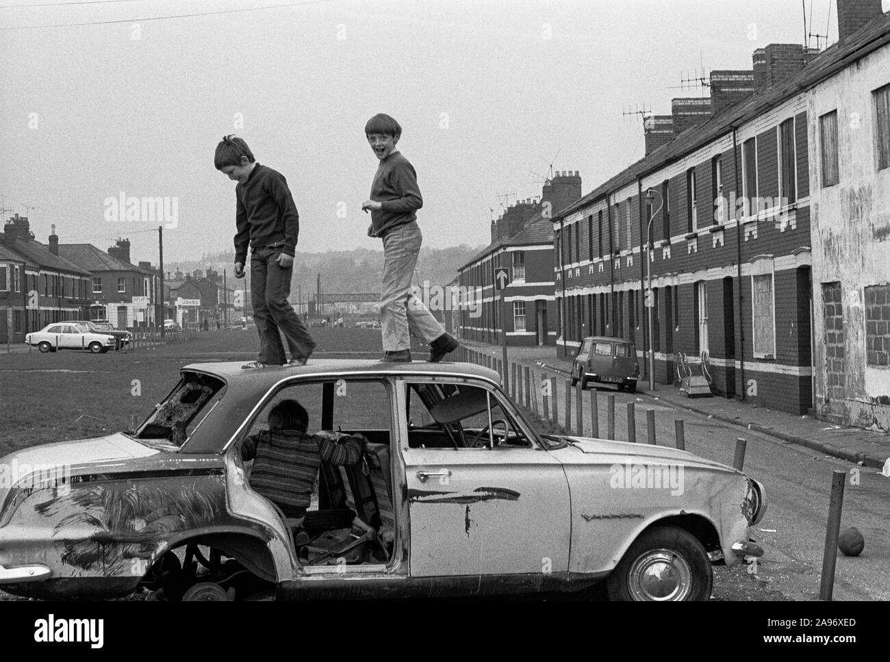 Newport wales 1970s hi-res stock photography and images - Alamy