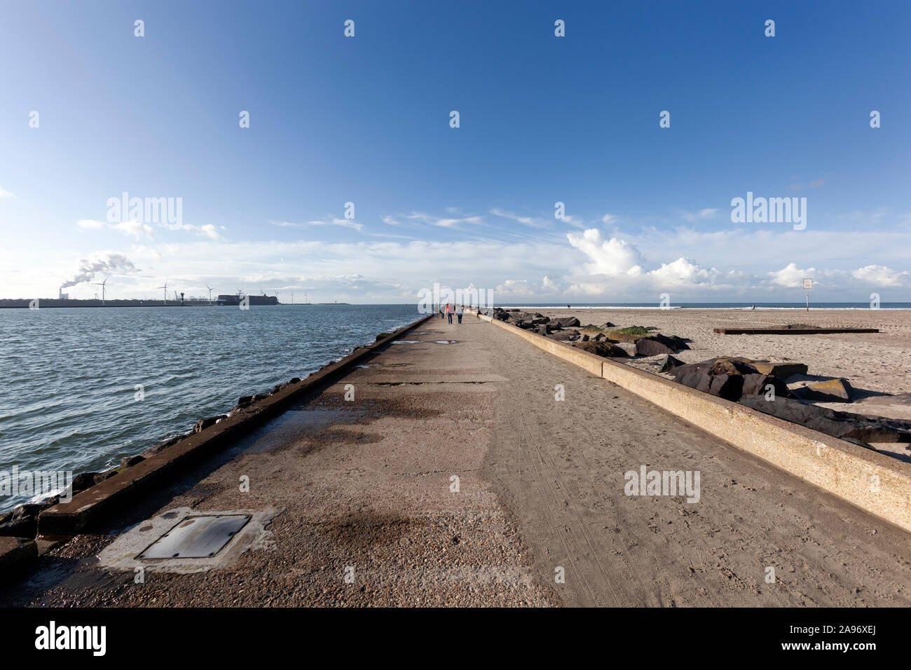 Hoek van holland beach hi-res stock photography and images - Alamy