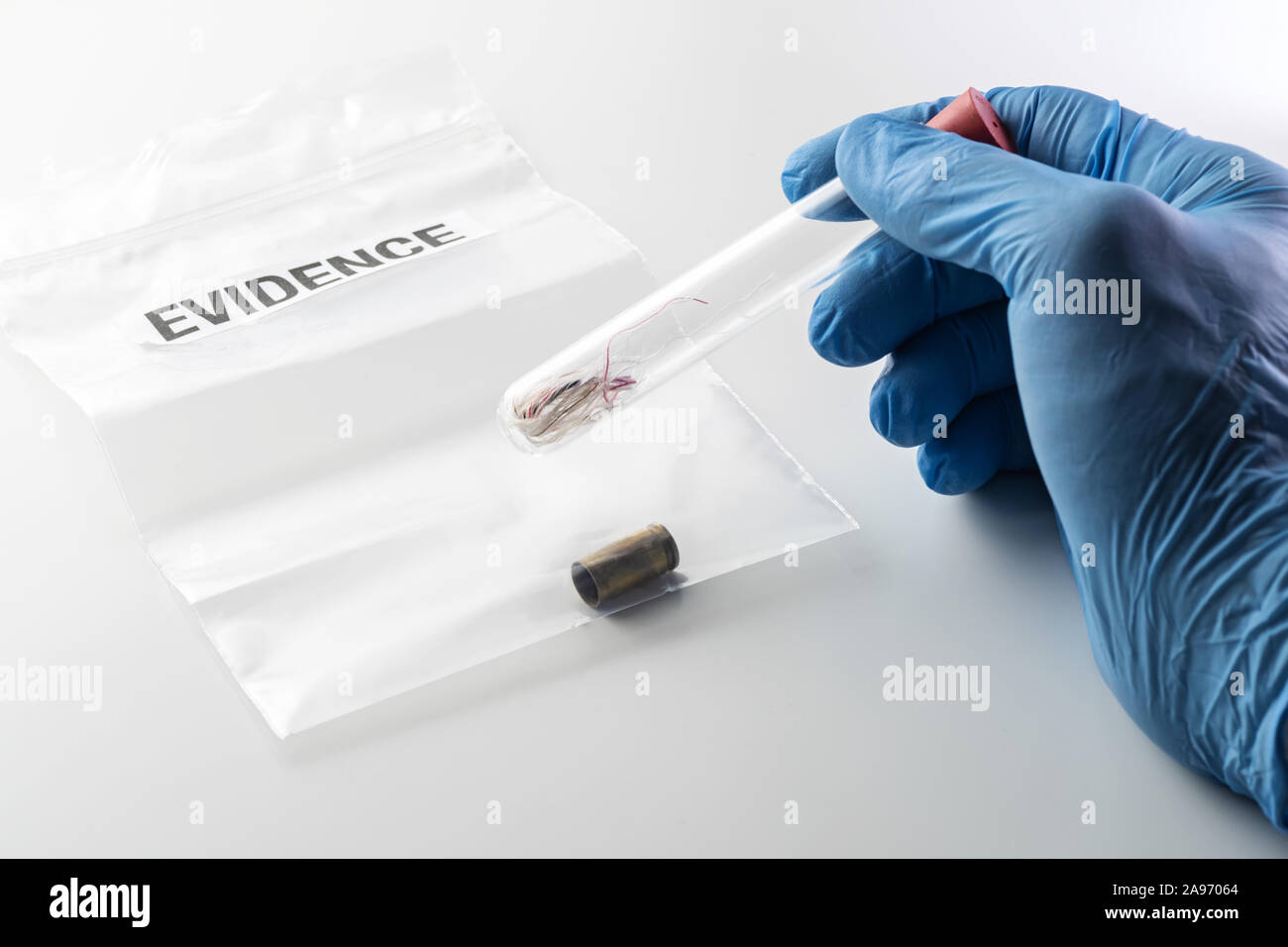 Police evidence bag hi-res stock photography and images - Alamy