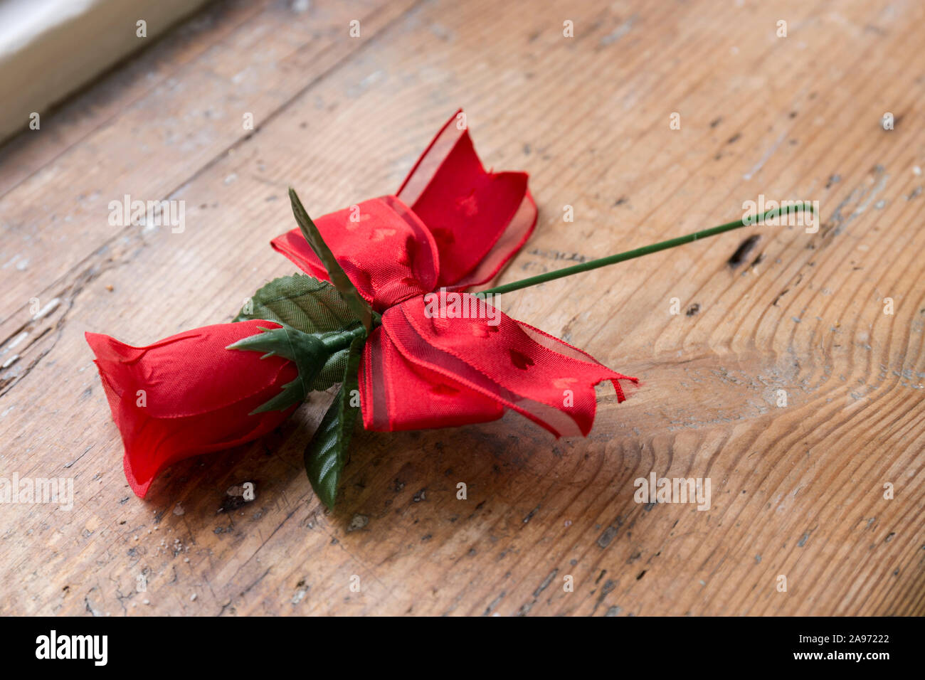 Plastic rose hi-res stock photography and images - Alamy