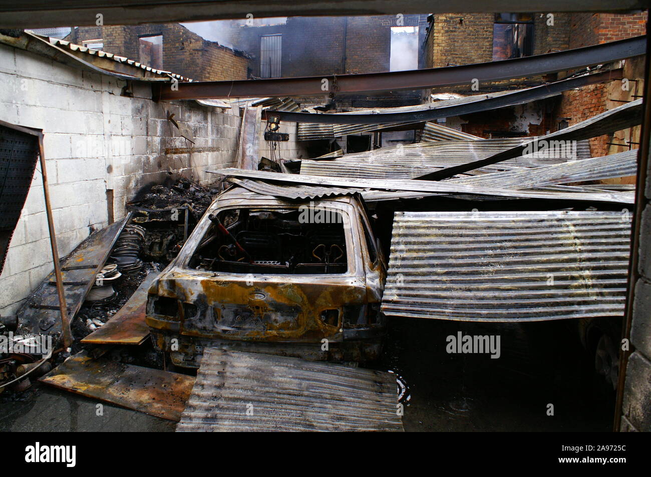 Car fuel fire hi-res stock photography and images - Alamy