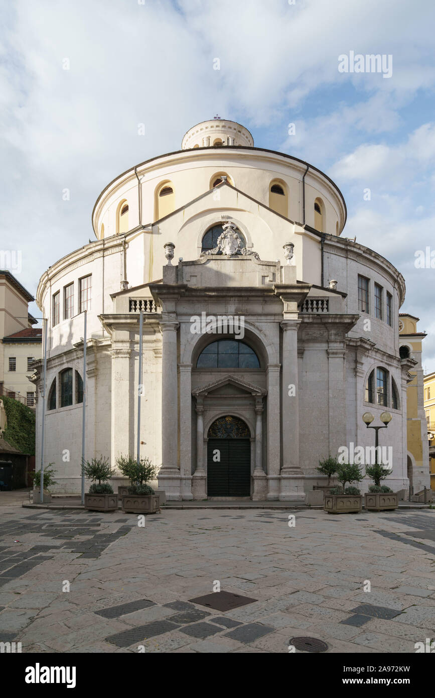 Saint vitus cathedral hi-res stock photography and images - Alamy