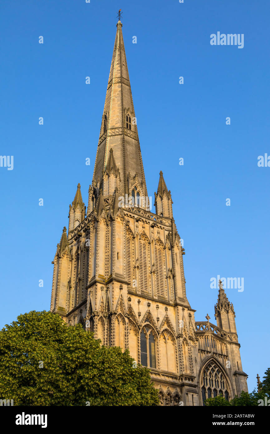 St mary redcliffe church hi-res stock photography and images - Alamy