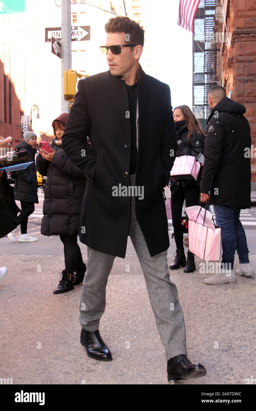New York, NY, USA. 13th Nov, 2019. Jon Bernthal at Build Series in New ...
