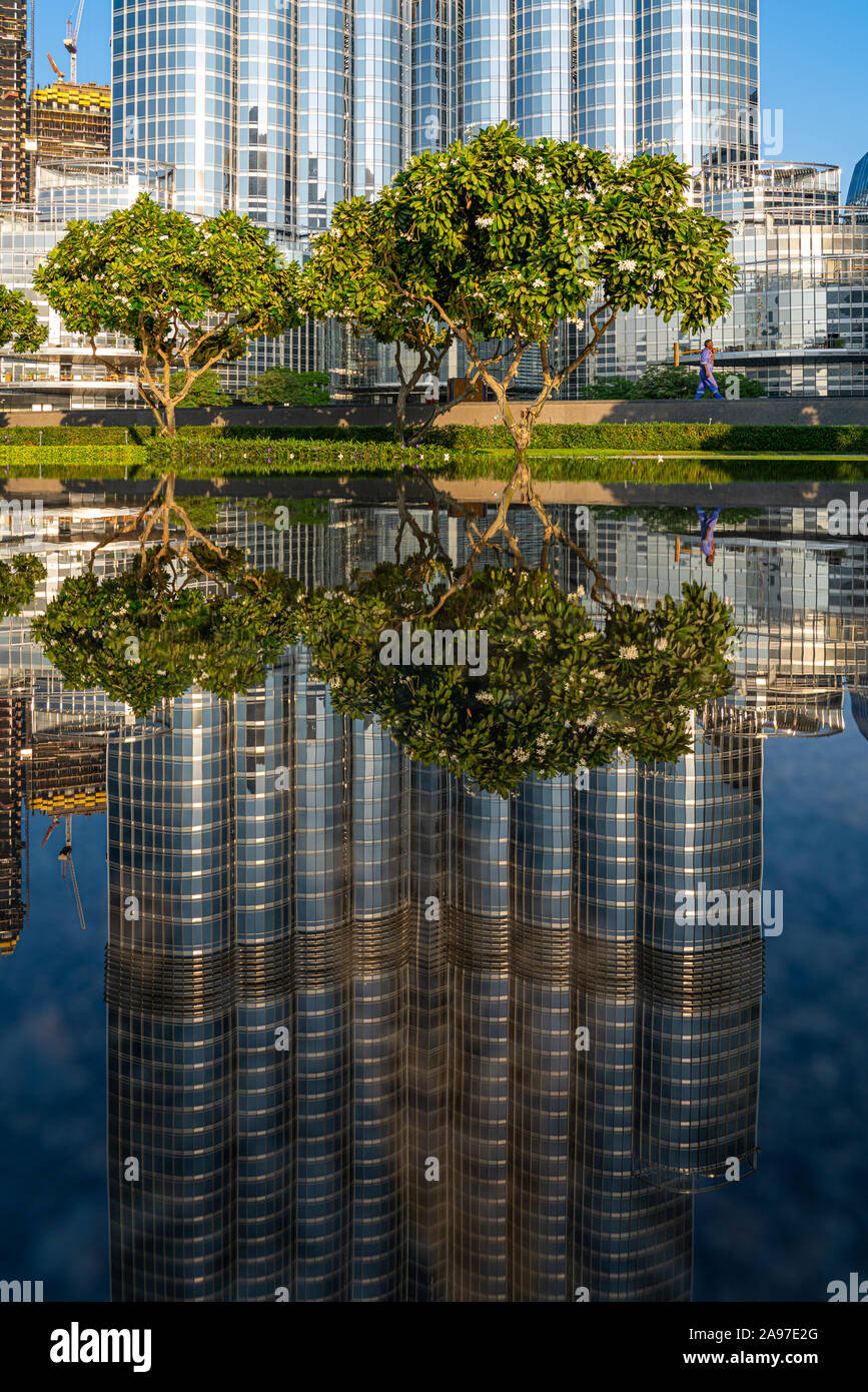 Reflection of the burj khalifa hi-res stock photography and images - Alamy