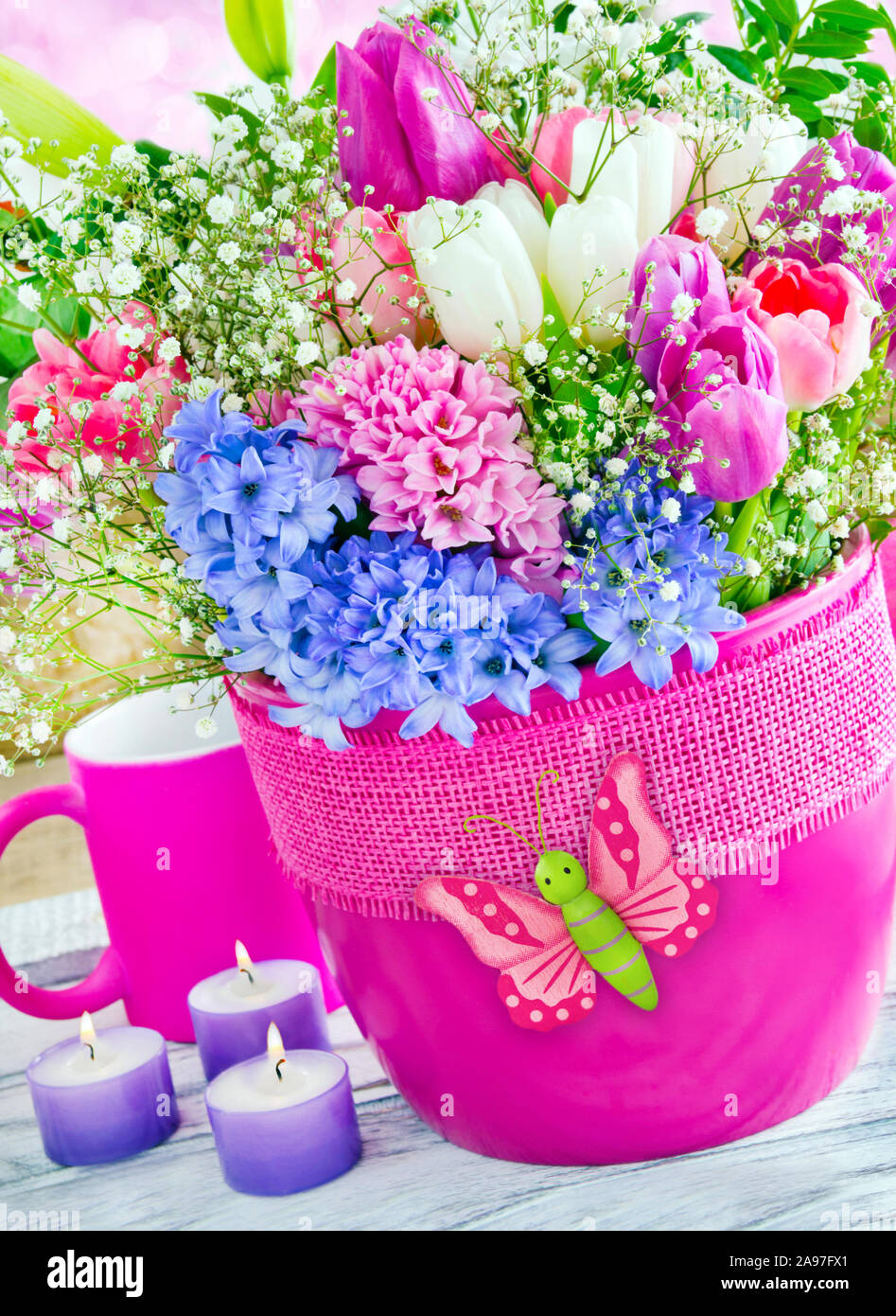 Springtime flowers and decorations Stock Photo - Alamy