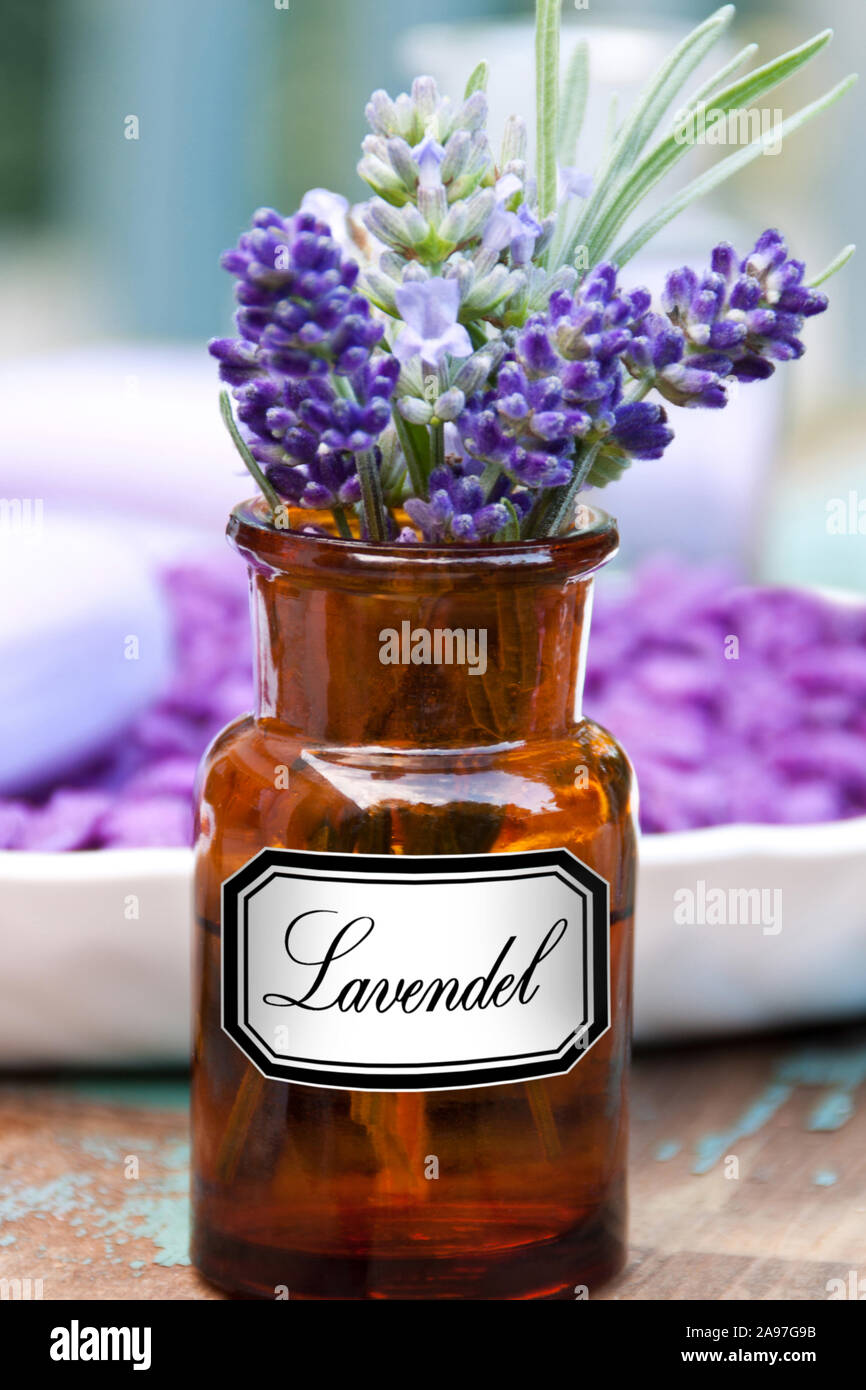 Lavender soap label hi-res stock photography and images - Alamy