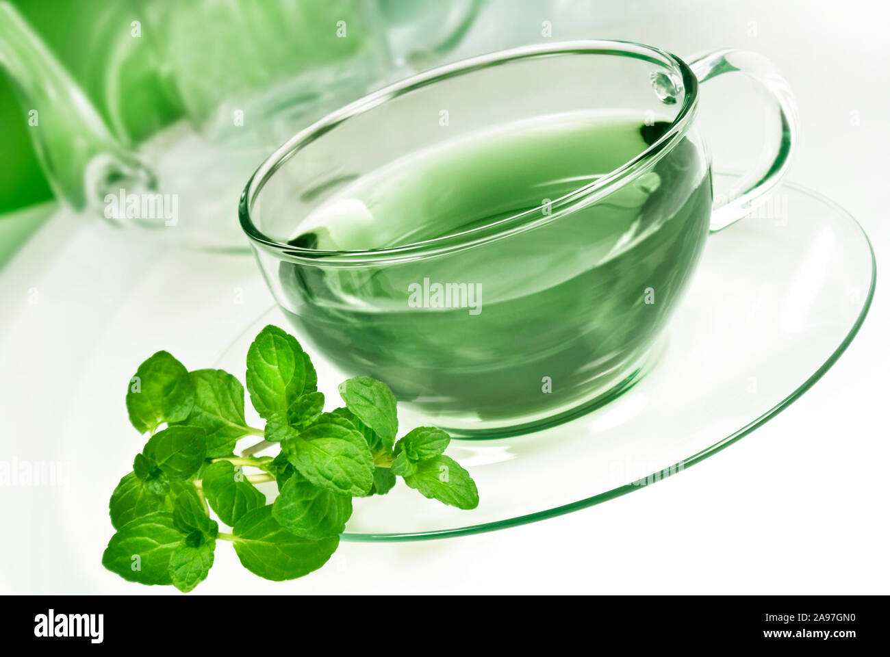Peppermint tea and glass cup Stock Photo - Alamy