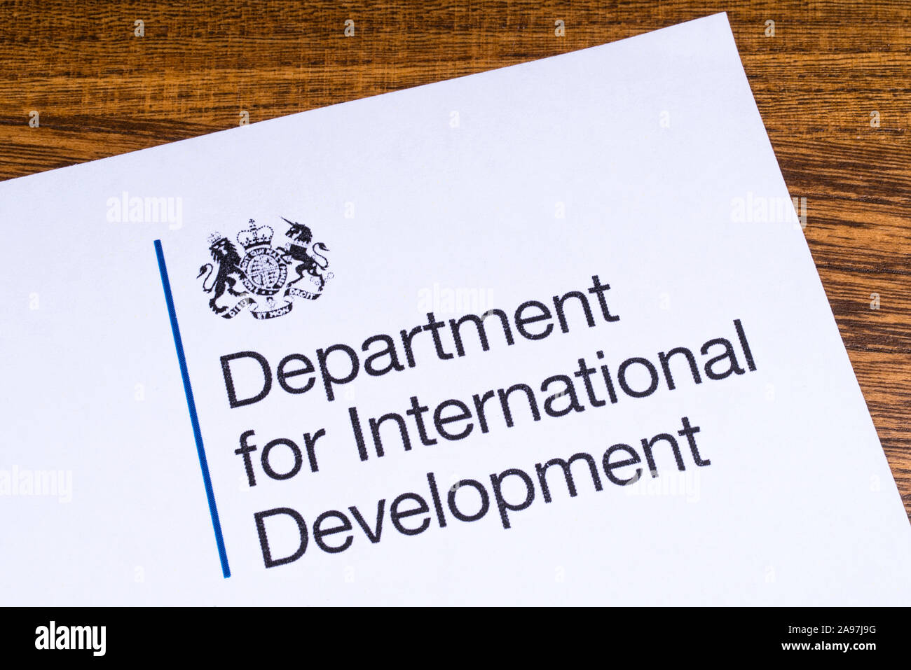 Head dfid hi-res stock photography and images - Alamy