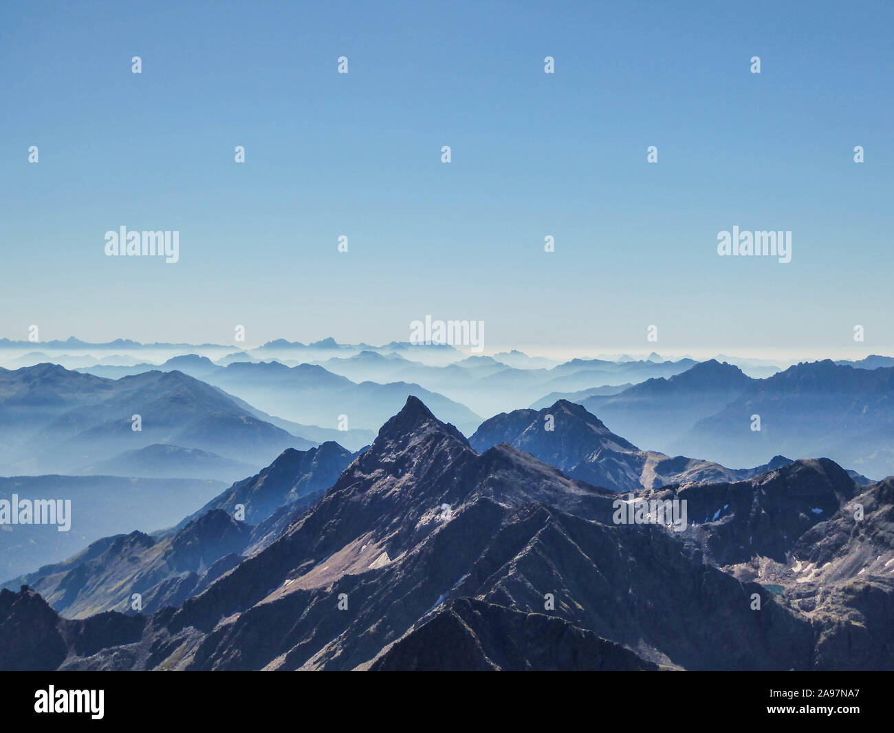 Peaks mountain ranges alps hi-res stock photography and images - Alamy