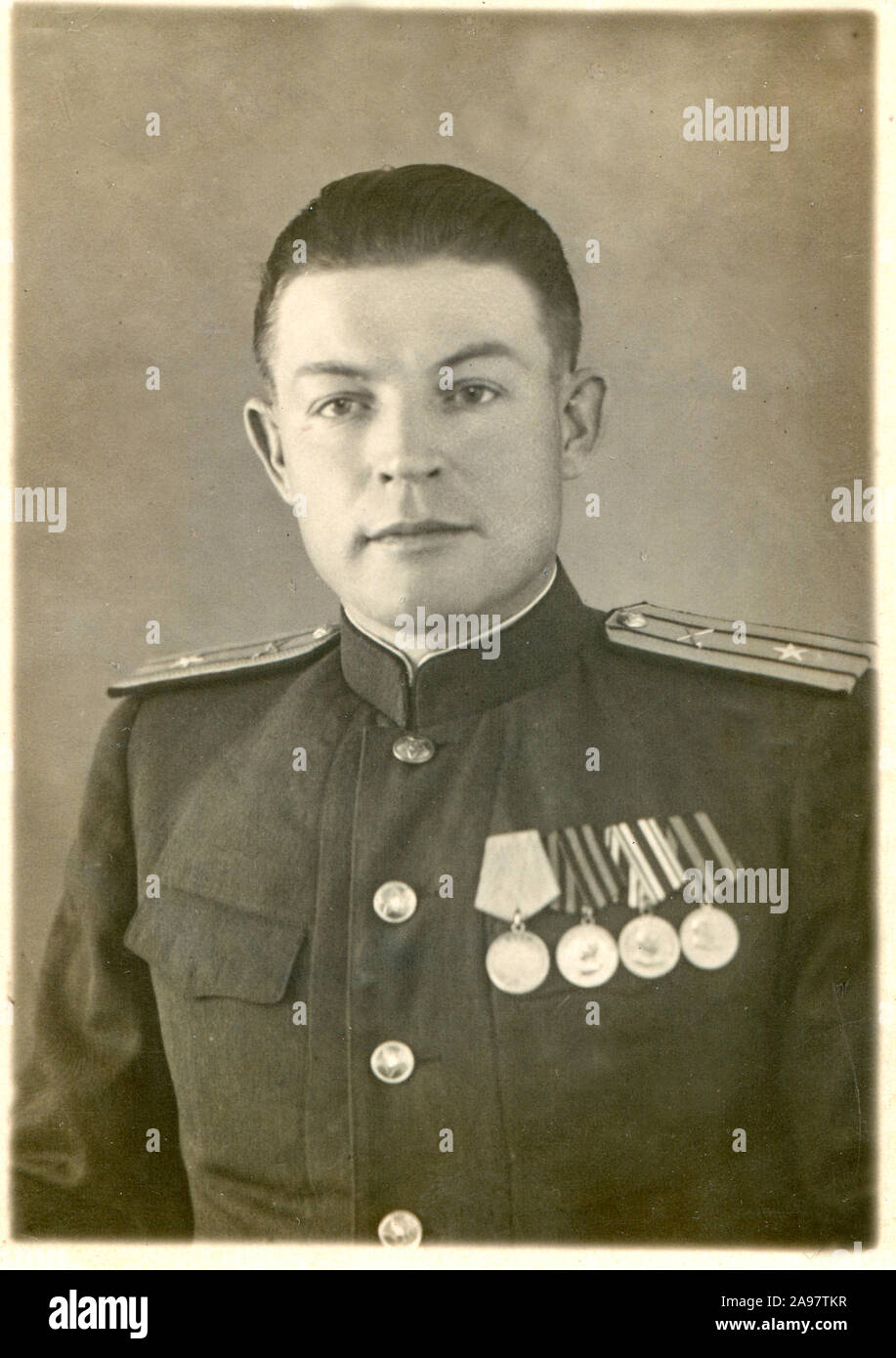 1950 year red army major military uniform hi-res stock photography and ...