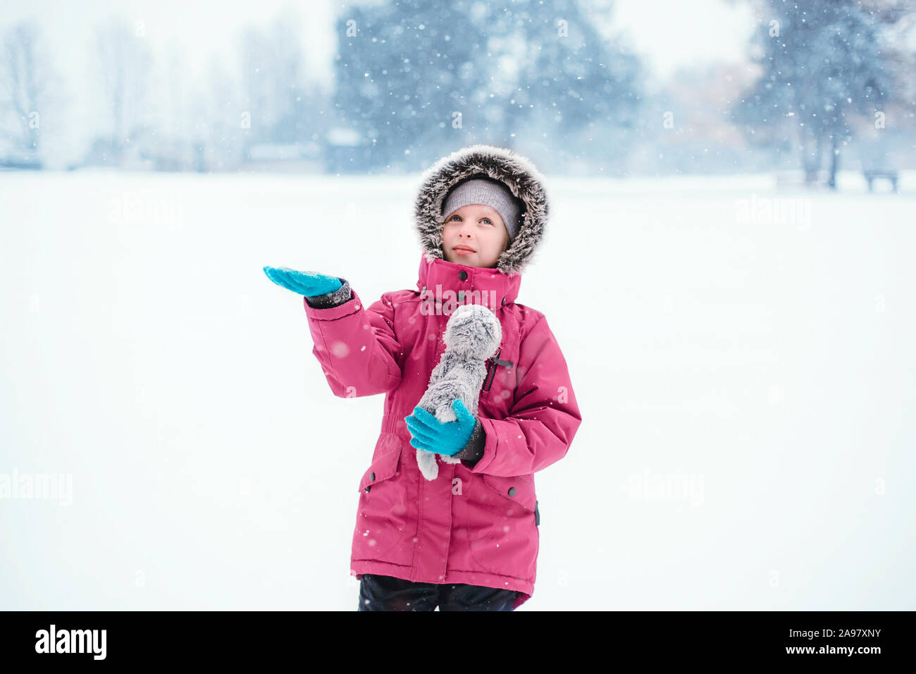 Catching jacket hi-res stock photography and images - Alamy