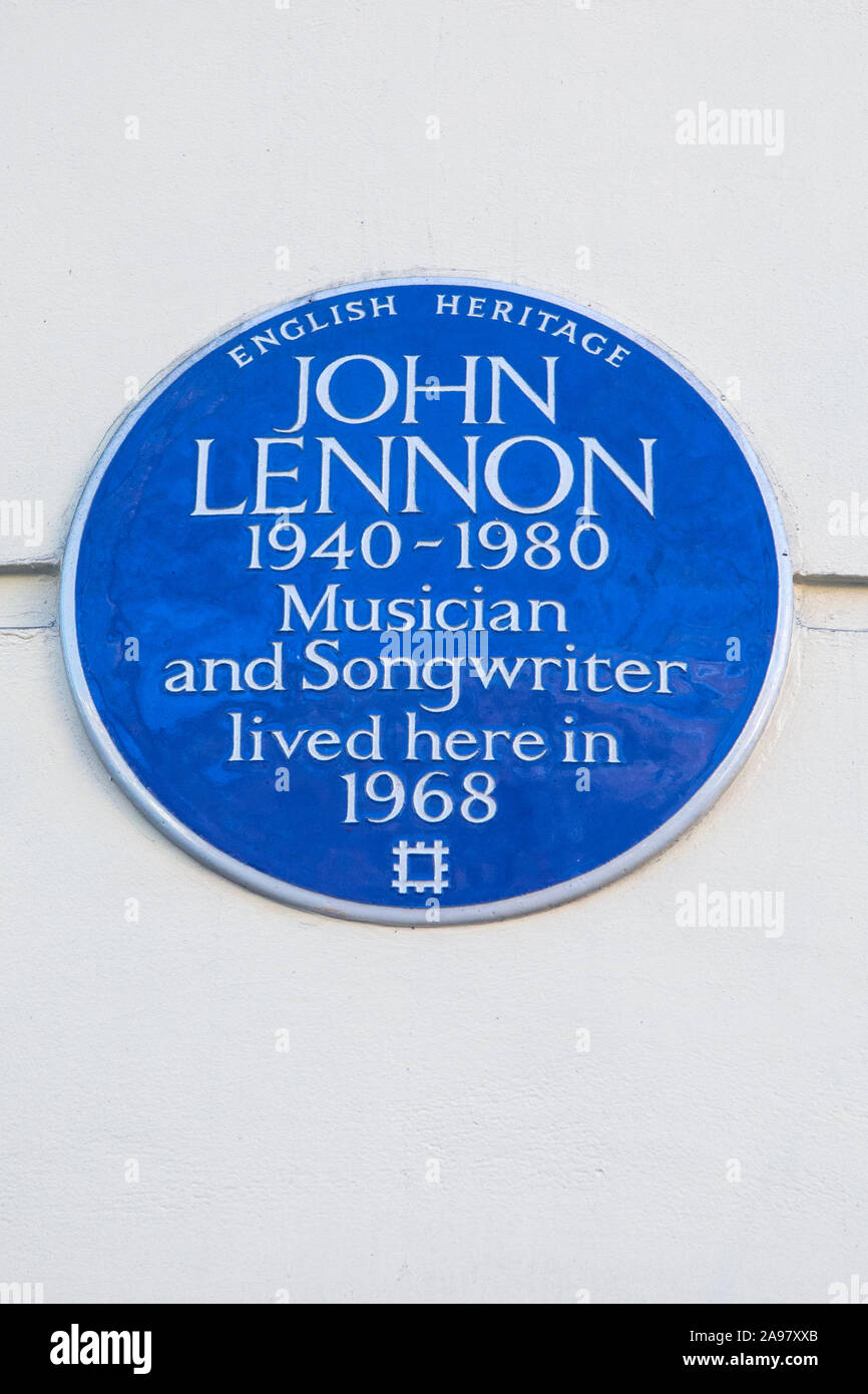 London, UK - February 26th 2019: A blue plaque on Montagu Square in ...