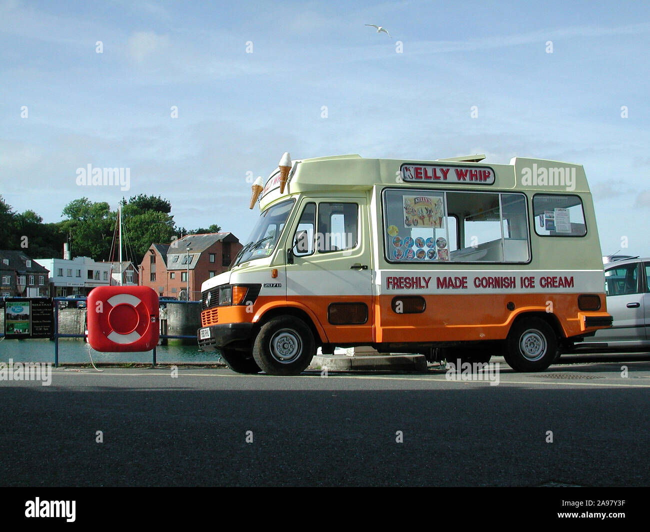 ICE CREAM VAN CORNWALL Stock Photo - Alamy