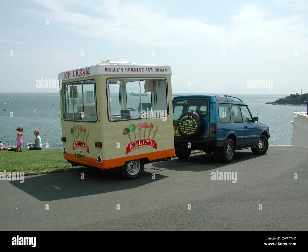ICE CREAM VAN CORNWALL Stock Photo - Alamy