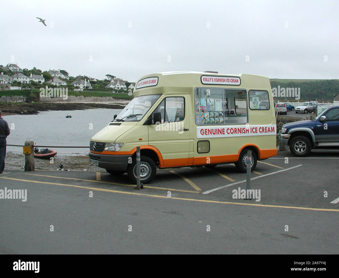 ICE CREAM VAN CORNWALL Stock Photo - Alamy