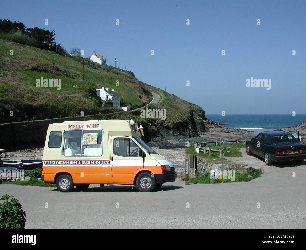 ICE CREAM VAN CORNWALL Stock Photo - Alamy