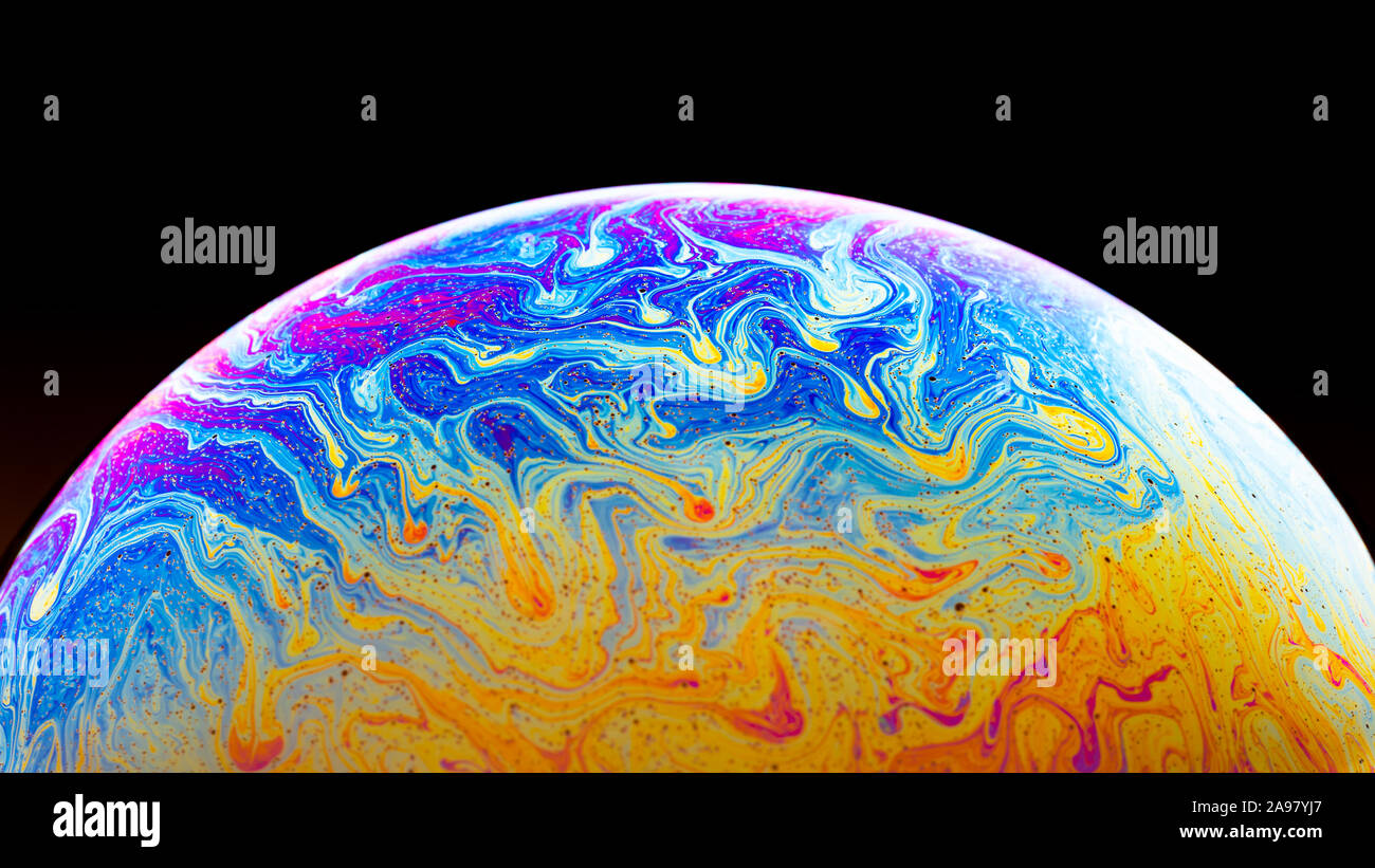 Light interference oil hi-res stock photography and images - Alamy