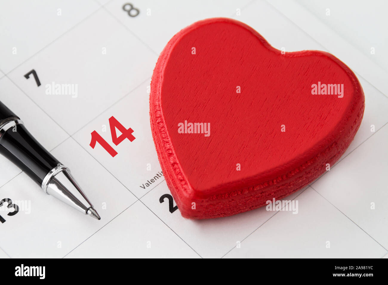 Valentine day calendar february hi-res stock photography and images - Alamy