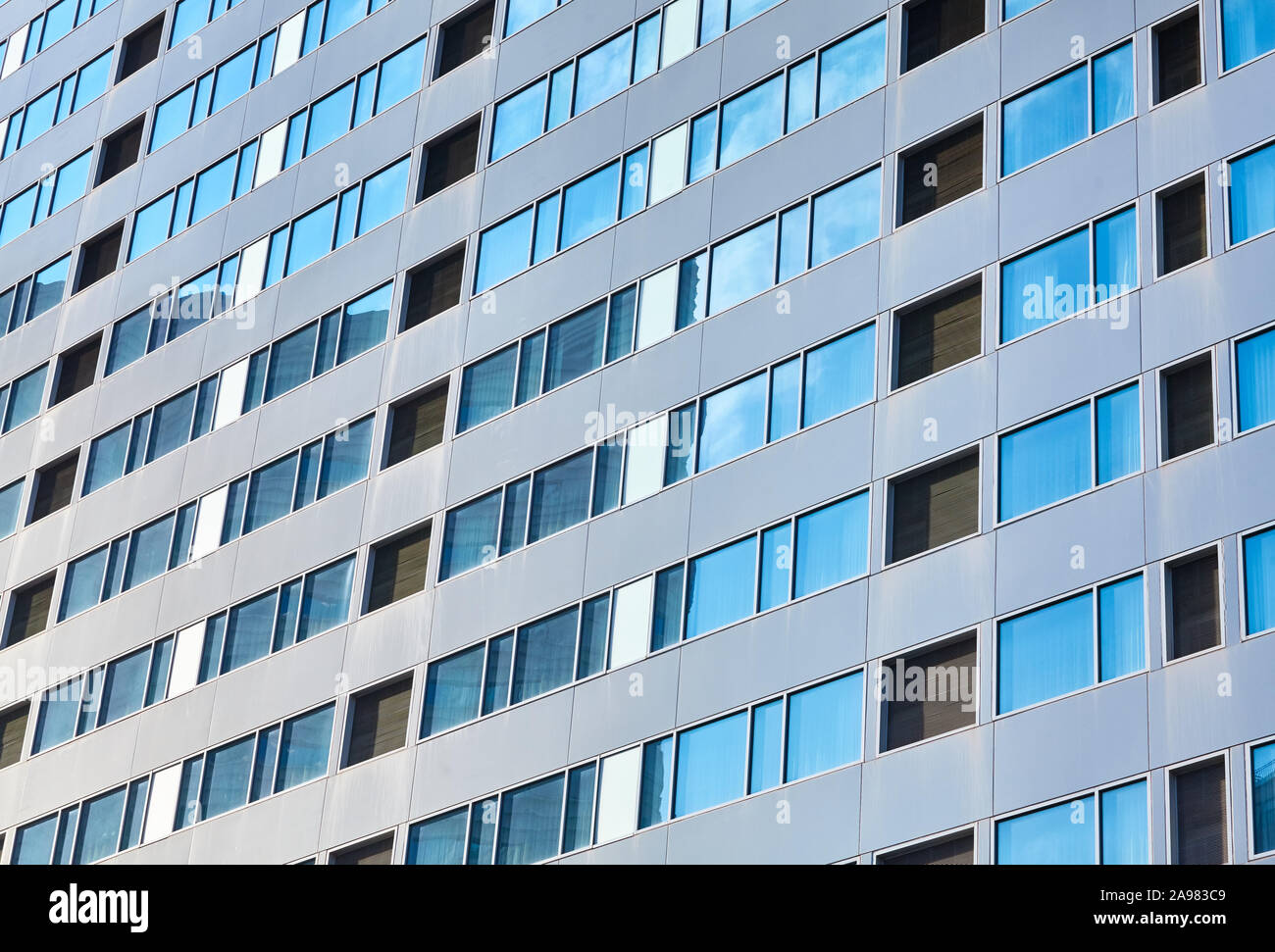 Skyscraper facade hi-res stock photography and images - Alamy