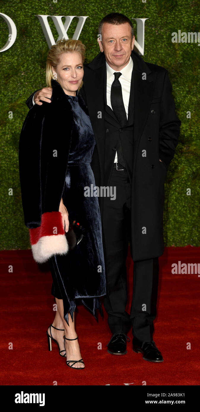 Gillian anderson peter morgan hi-res stock photography and images - Alamy