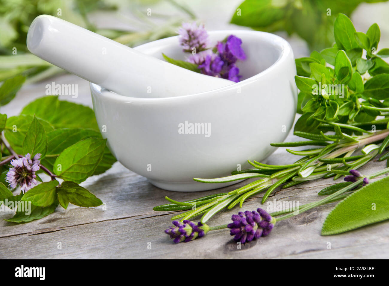Lavender mortar hi-res stock photography and images - Alamy