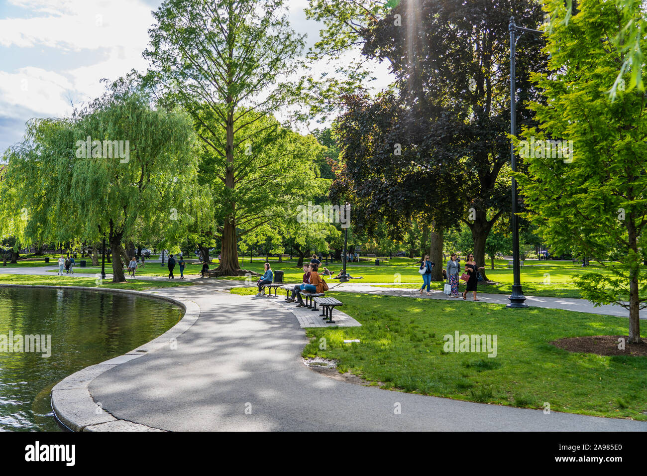 Common pepole hi-res stock photography and images - Alamy