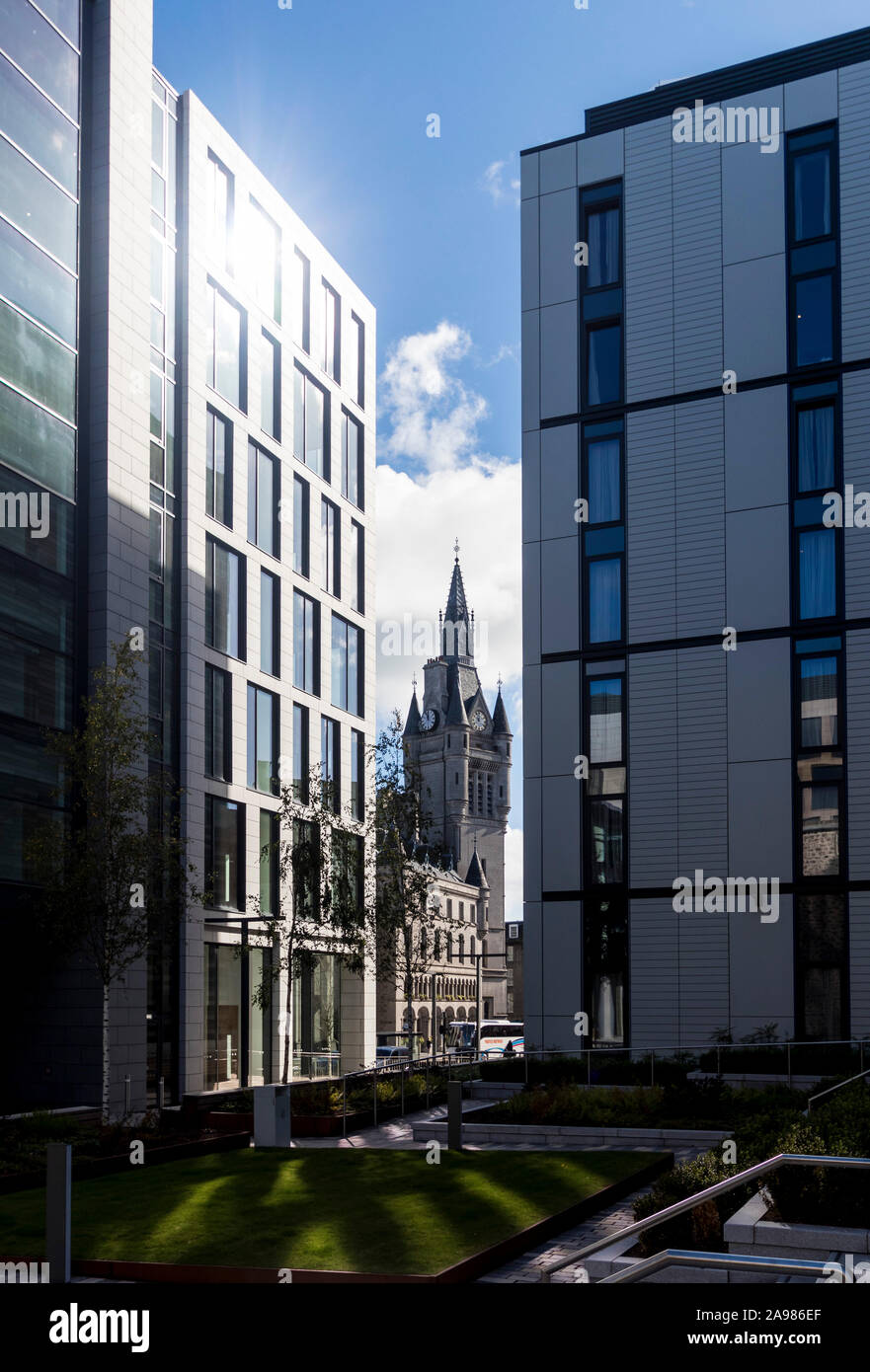 Marischal square office building hi-res stock photography and images ...